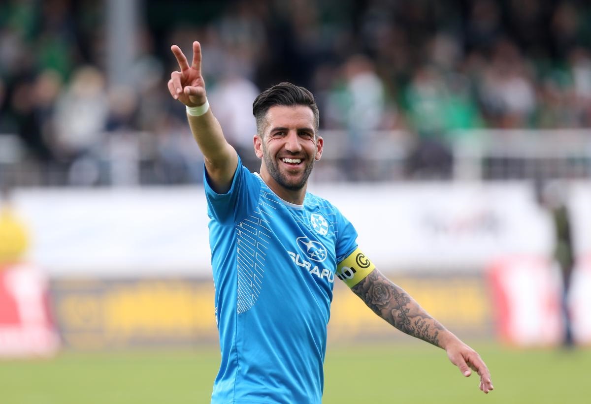 Fußball | Enzo Marchese kehrt zu den Kickers zurück | Sportregion