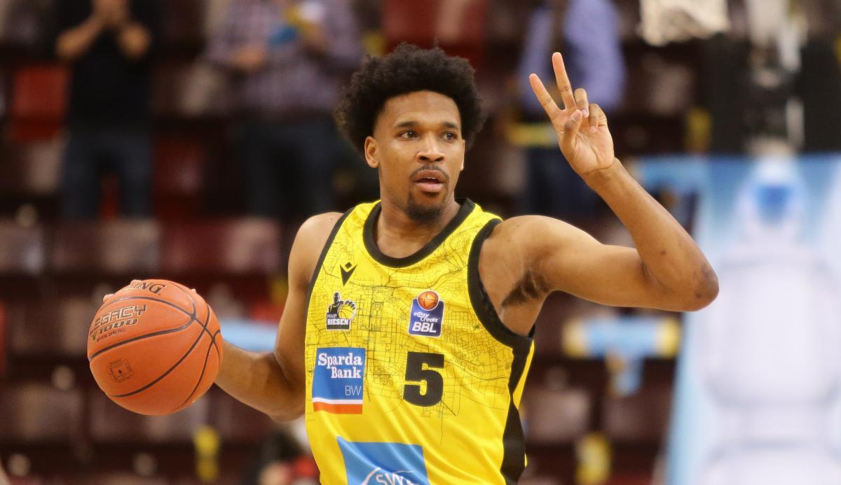 Basketball | Simon ist Defensivspieler des Jahres | Sportregion